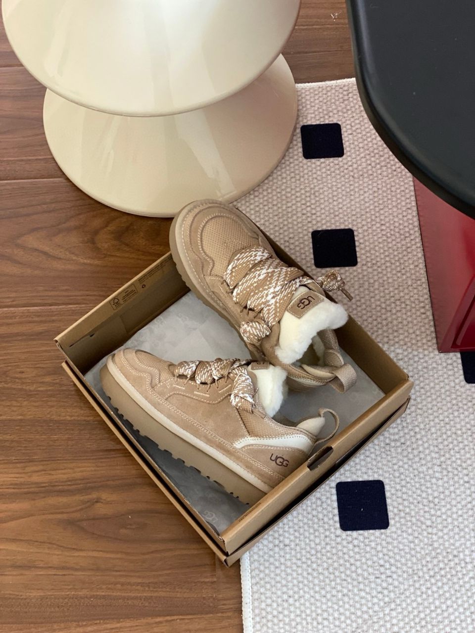 UGG lowmel Beige | By-Olana